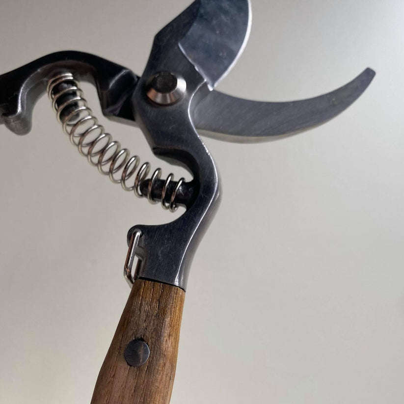 Wooden Handled Secateurs – V a l . e n t . e e n Florals